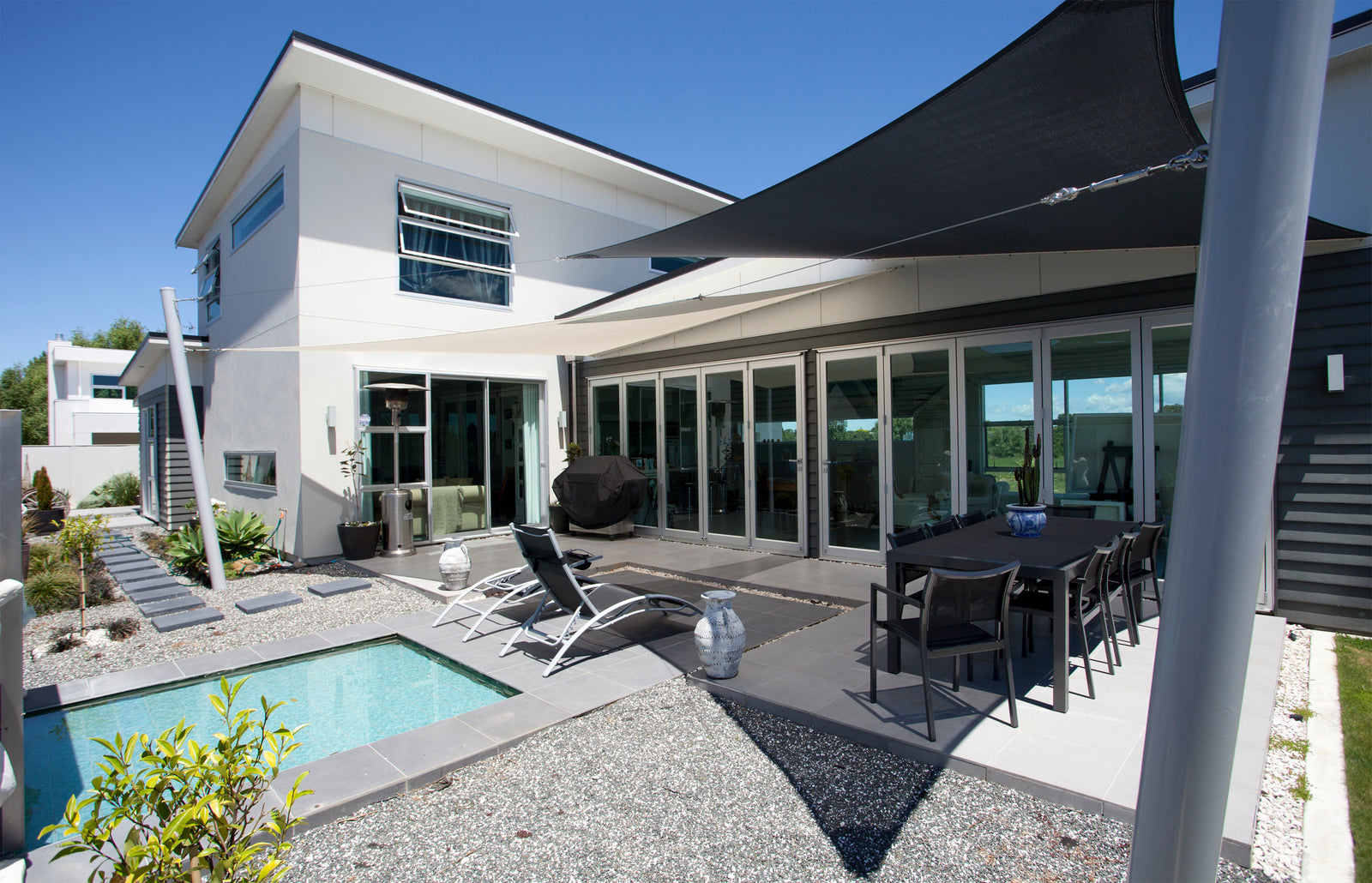 Right Angle Triangle Shade Sail | Outdoor Shade Solutions | ShadeSpace ...